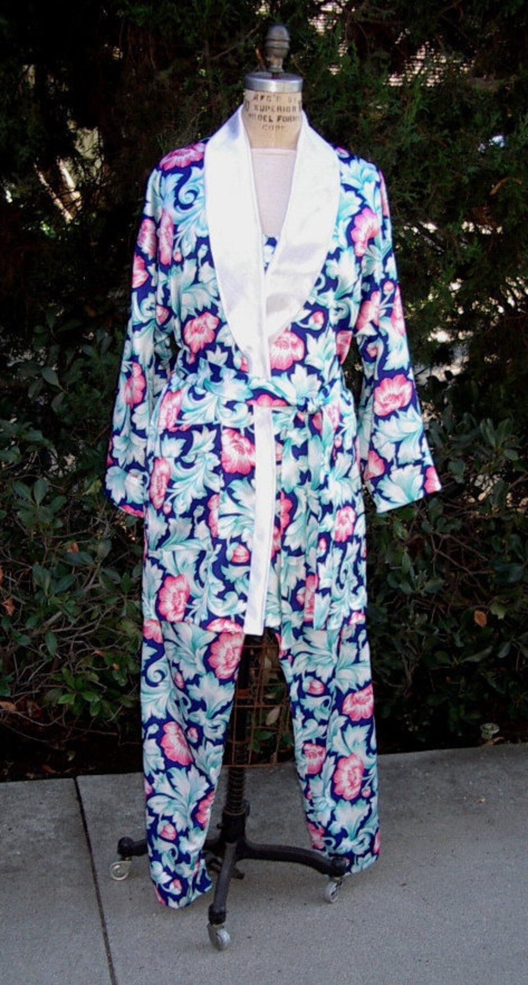 Holiday Gift 3 Piece Set Satin Robe/ Lounge Pants /camisole Designer ...