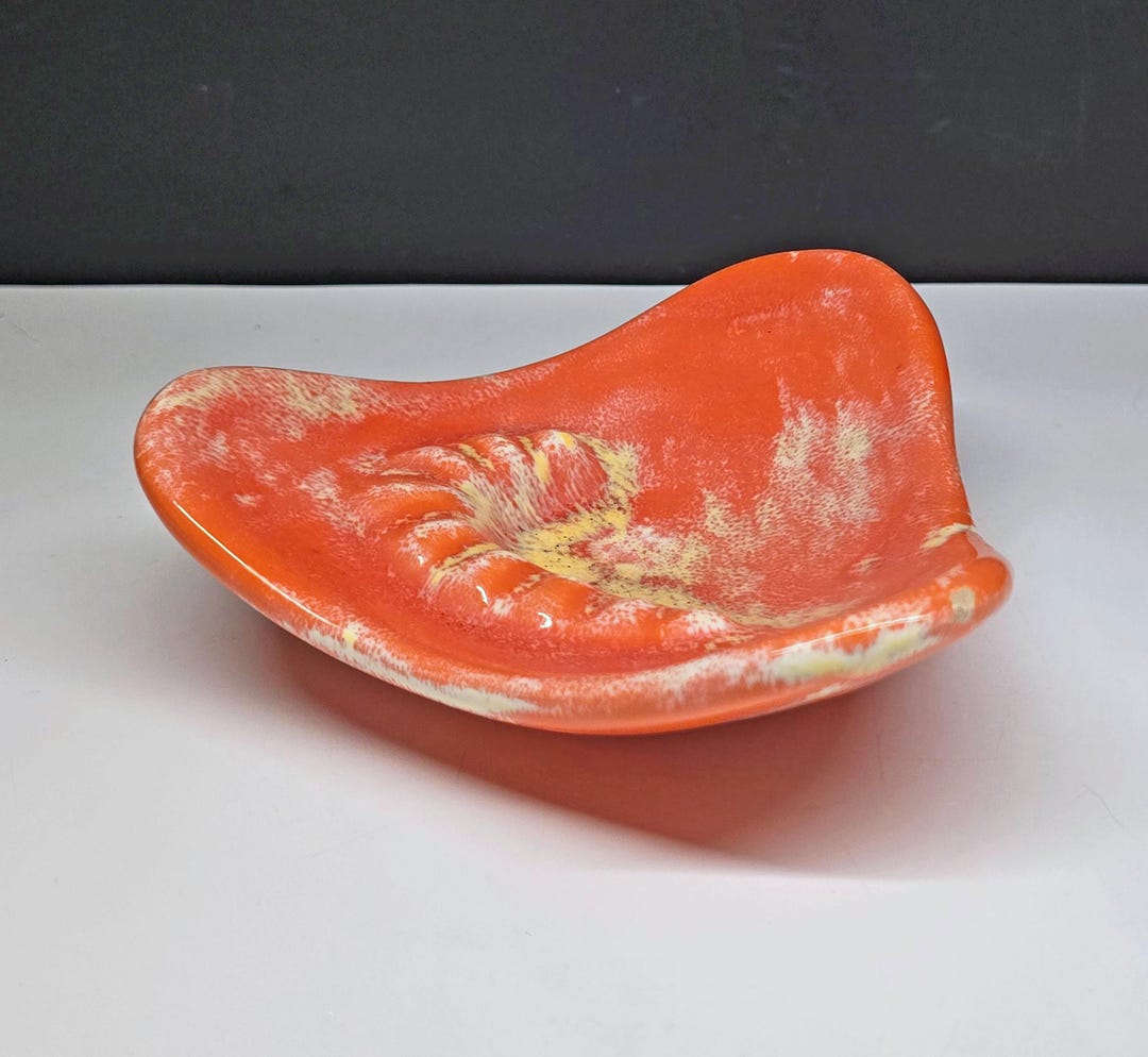 MCM Drip Glaze Triangle California Original Style Ashtray in Shades of ...