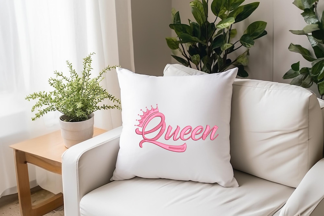 Queen Embroidery Design, Queen Machine Embroidery Design, 4 Sizes ...
