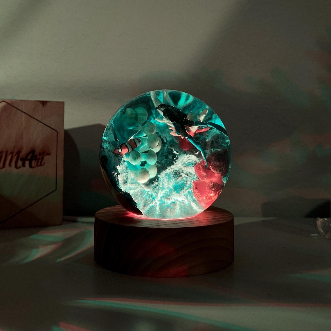 Ocean Sphere Resin Lamp - LED Globe Night Light With Shark & Clownfish ...