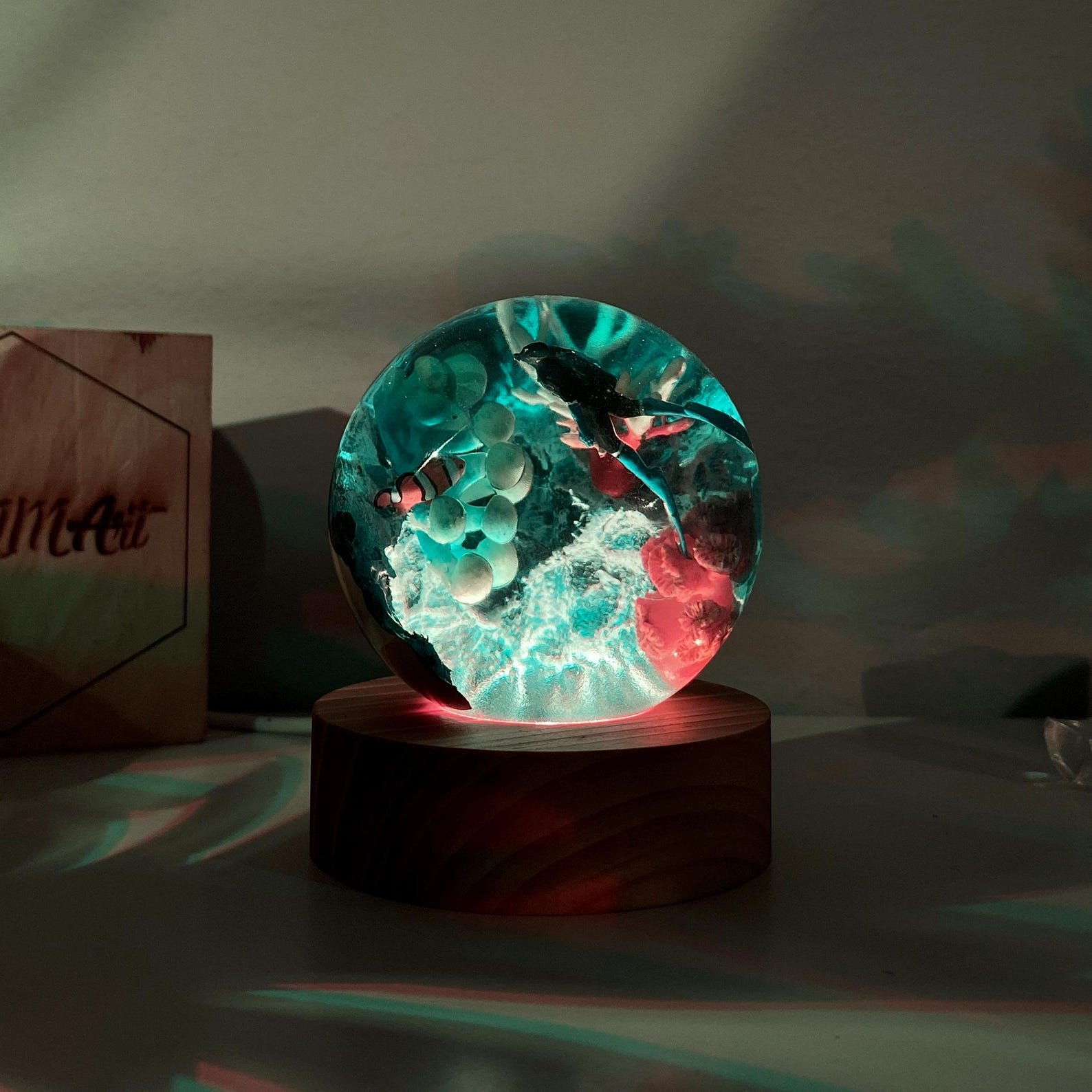 Ocean Sphere Resin Lamp - LED Globe Night Light With Shark & Clownfish ...