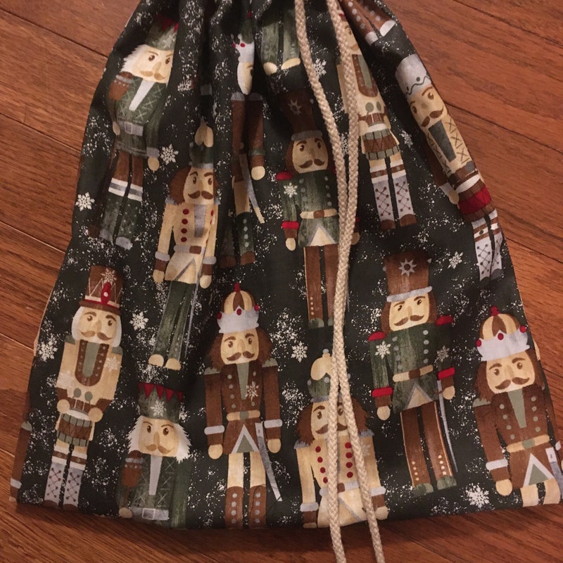 Nutcracker Pointe Shoe - Etsy