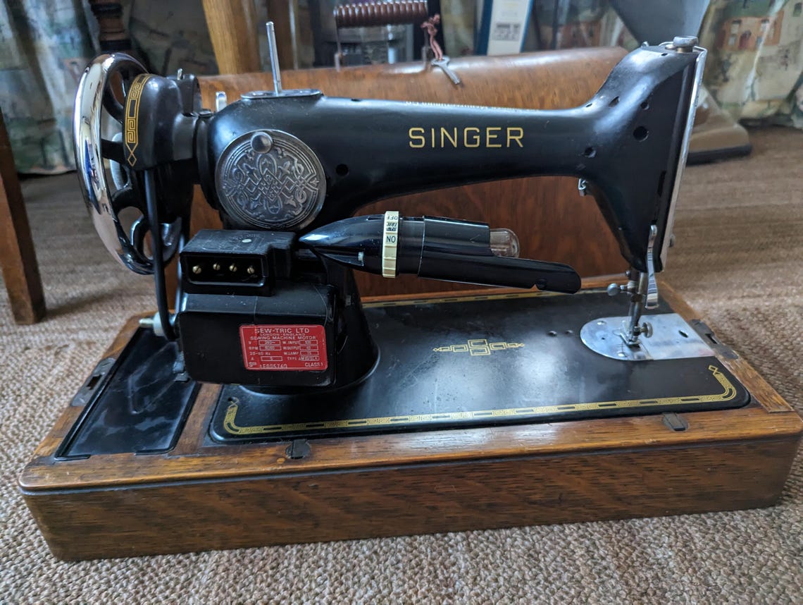 Vintage Singer 201K Sewing Machine - Etsy