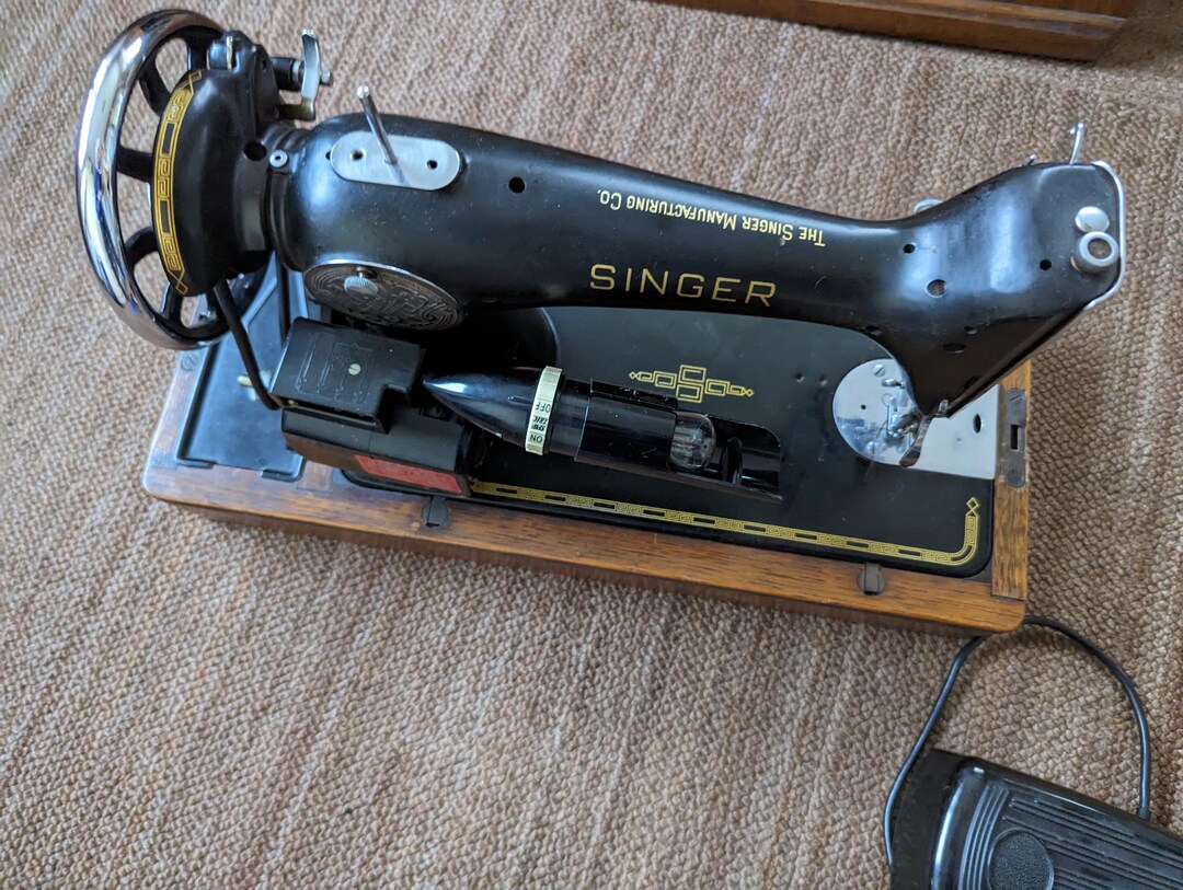 Vintage Singer 201K Sewing Machine - Etsy