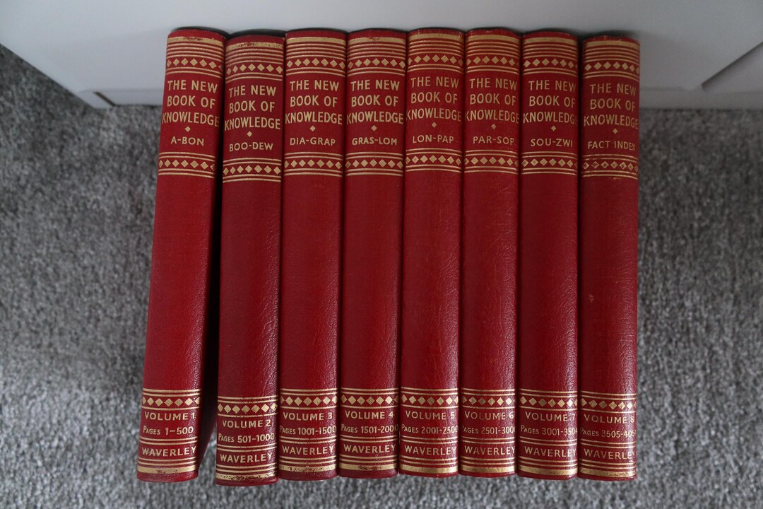 Vintage Encyclopedia Set the New Book of Knowledge. 8 Volumes - Etsy