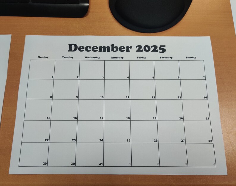 Maandkalender en planner december 2025, minimalistische afdrukbare pdf ...