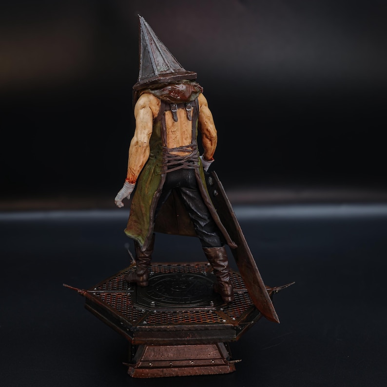 Silent Hill Pyramid Head Statue Horror Hand Painted High Quality Art ...