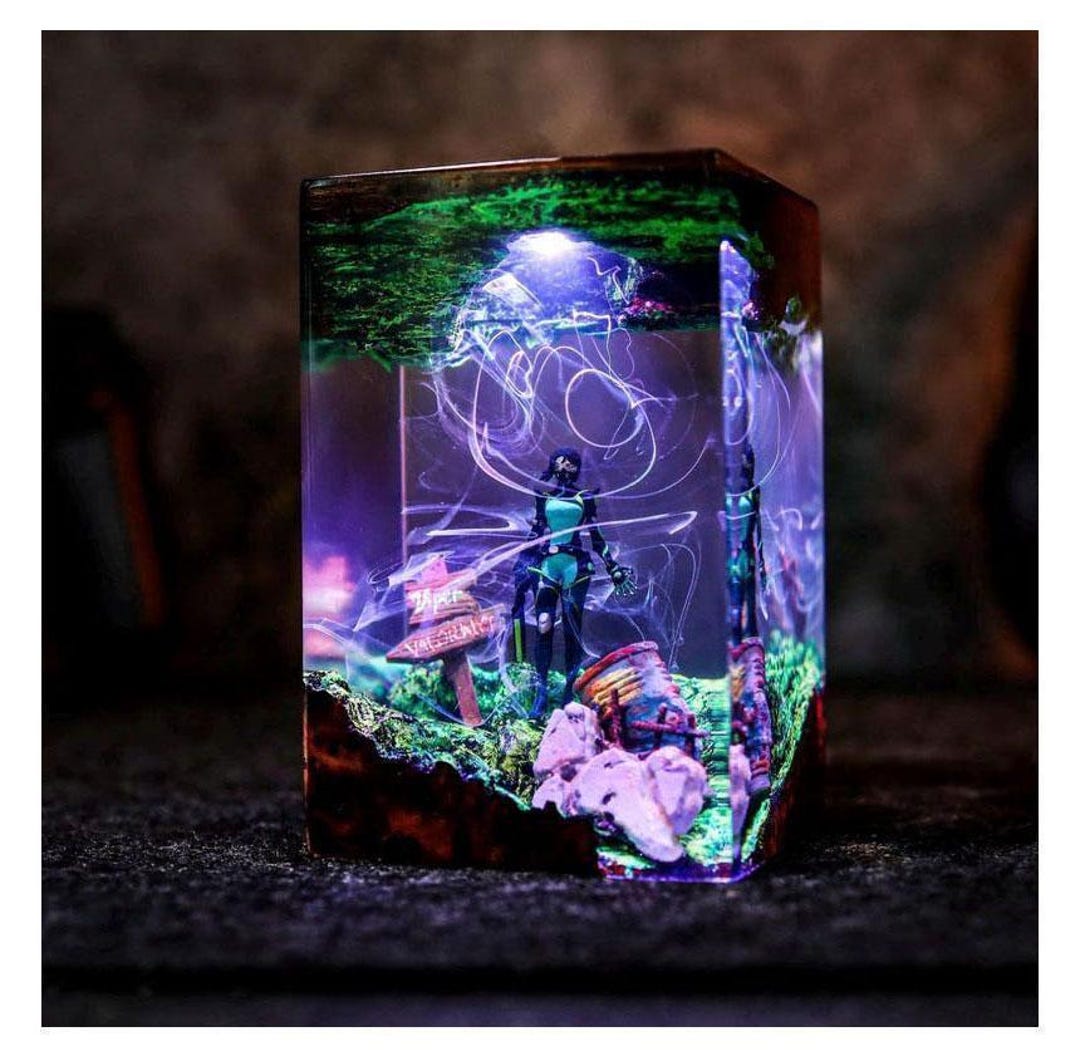V.ip.er Val.o.rant Epoxy Lamp Custom Va.lo.rant Resin Lamp Agent Figure Terrarium Personalized ...