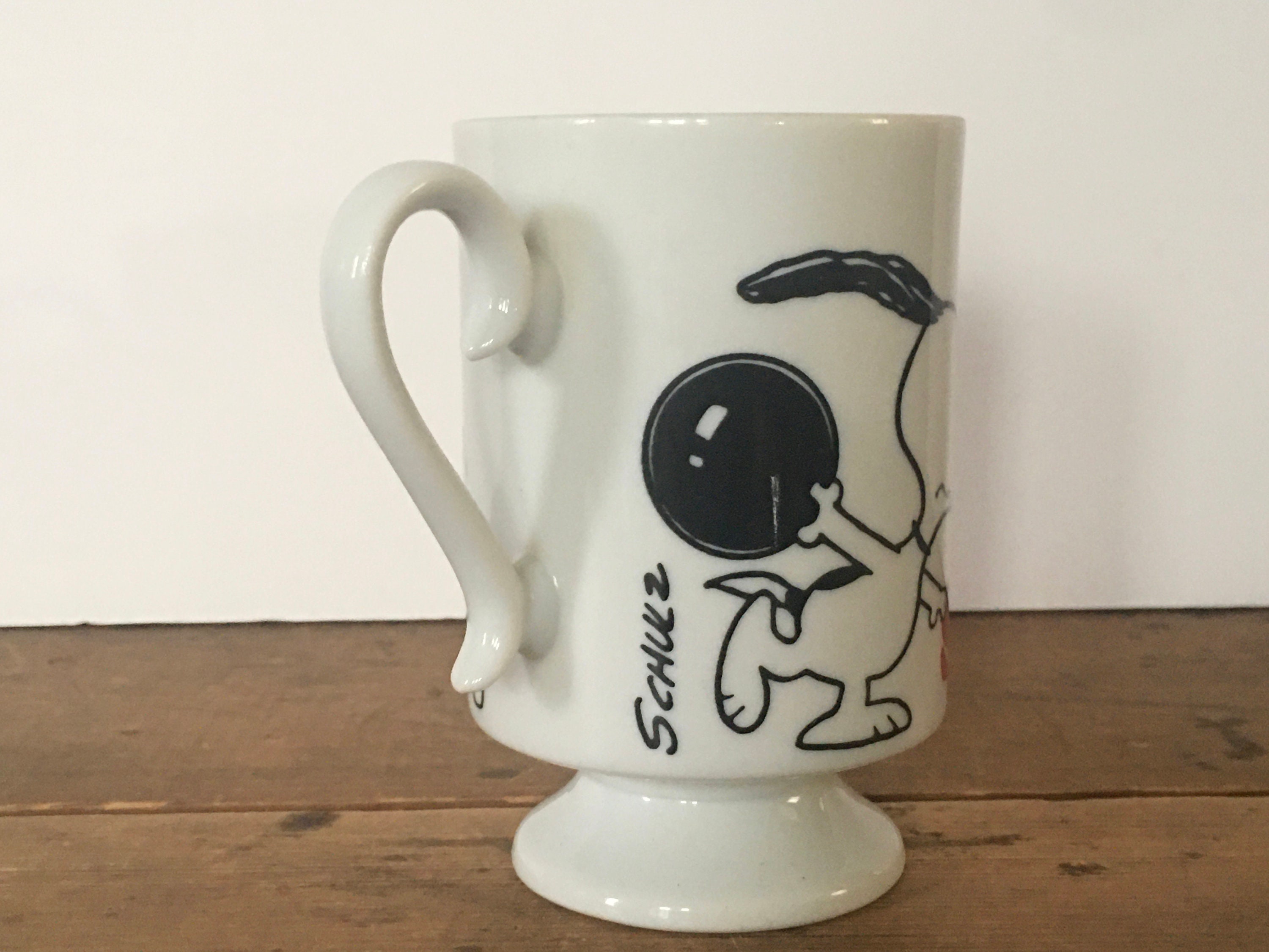 STRIKE! 1965 Peanuts Coffee Mug With SNOOPY and WOODSTOCK Bowling ...