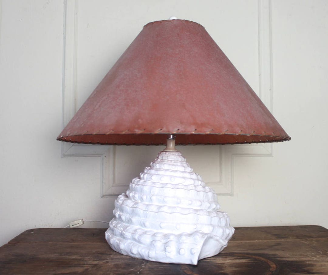 White Nautilus, Vintage 1970's Ceramic Shell Table Lamp - Italian ...