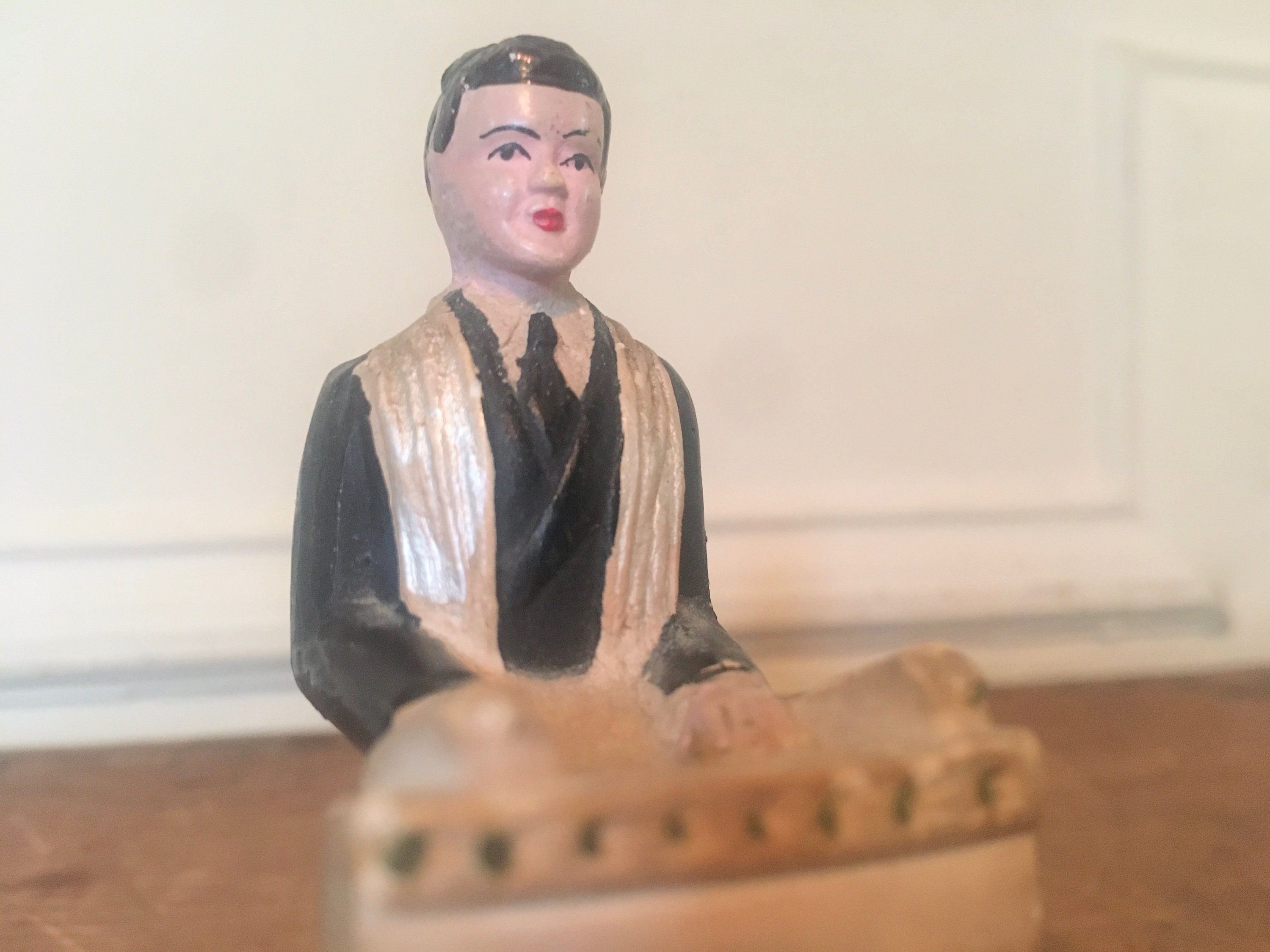 Vintage 1950s Rabbi Chalkware Figurine / Judaica, Religious, Judaism ...