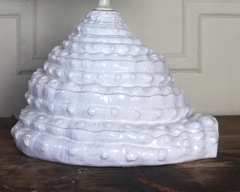 White Nautilus, Vintage 1970's Ceramic Shell Table Lamp - Italian ...