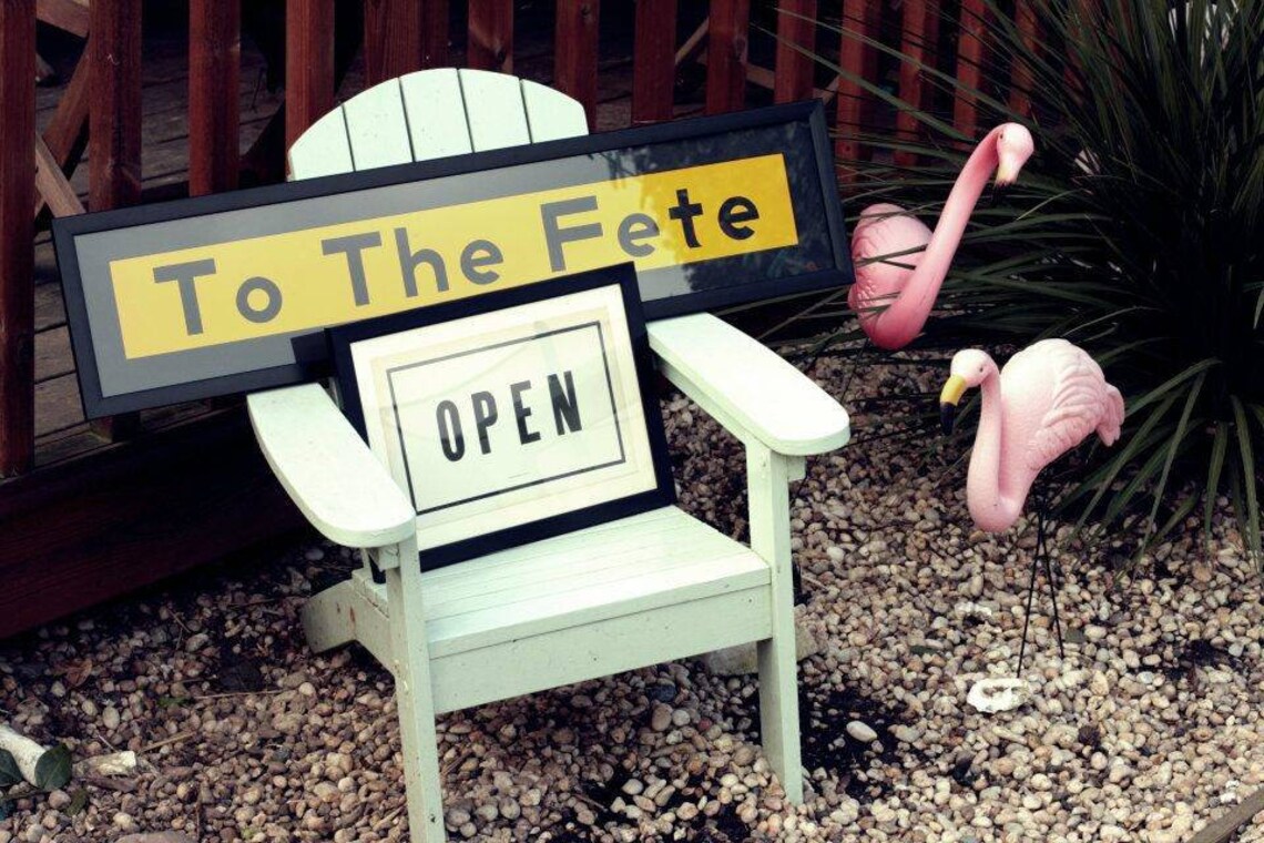 CLOSED SATURDAY Vintage Sign - Etsy