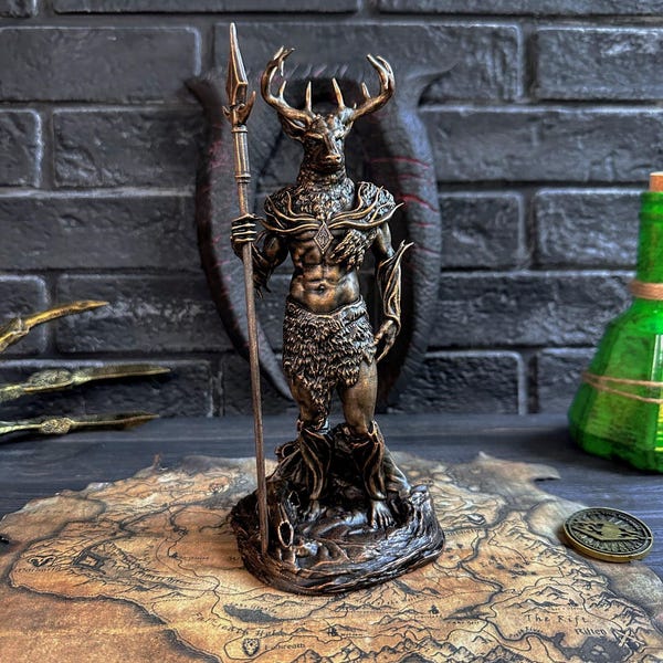 Elder Scrolls Statue - Etsy