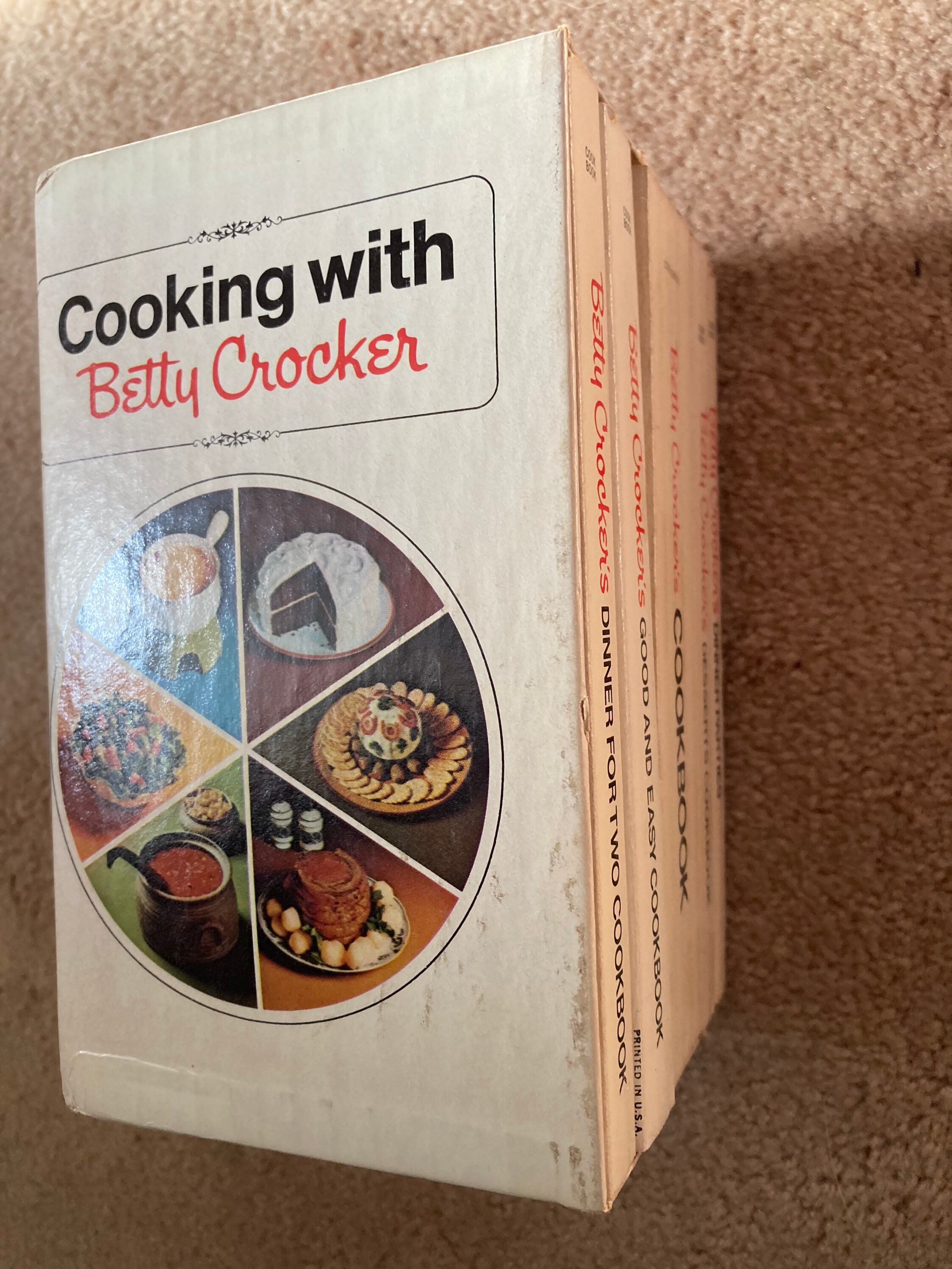 1975 Cooking With Betty Crocker 5 Volume Set in Slipcase - Etsy
