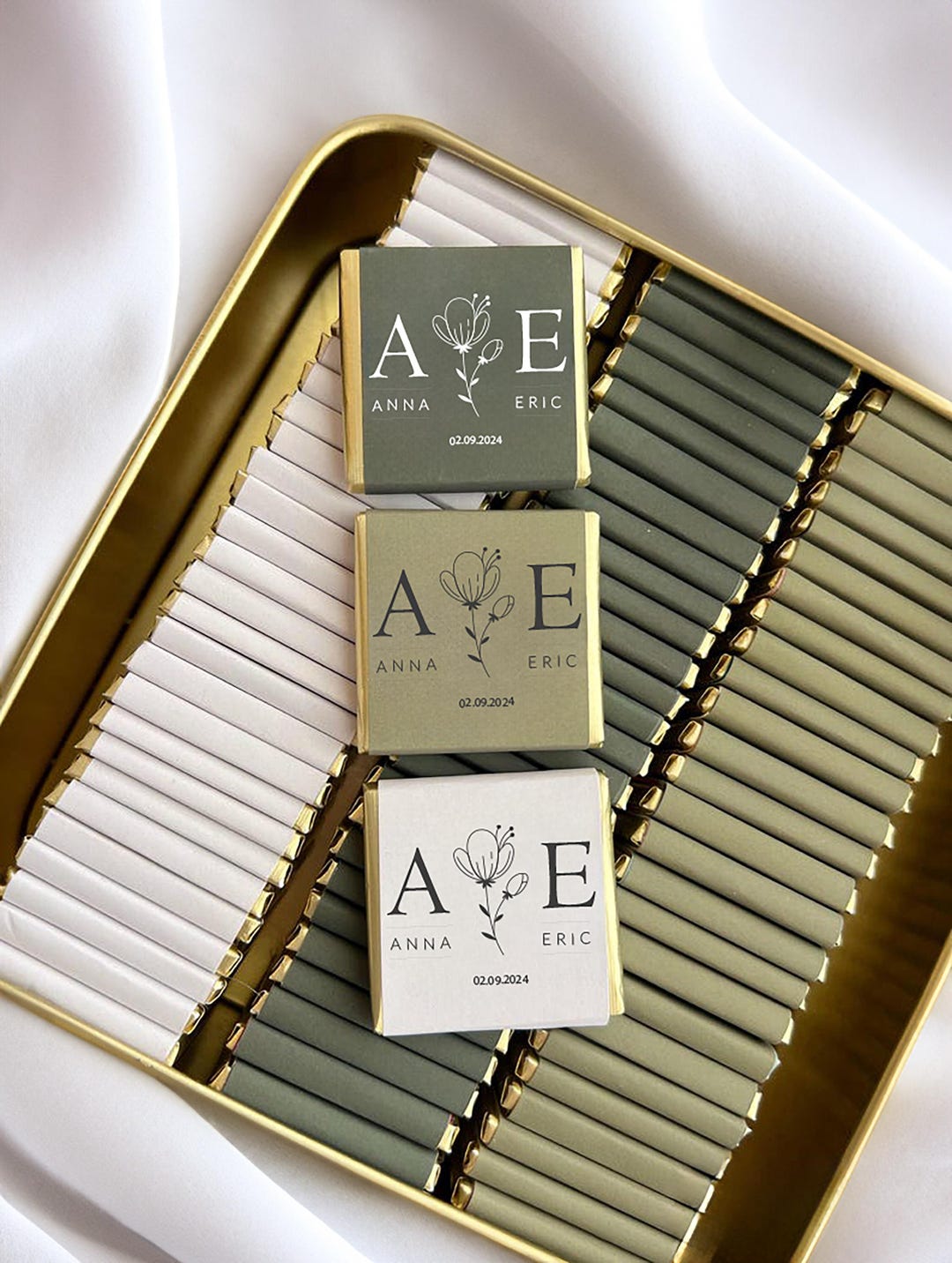 50 Pcs Luxury Wedding Chocolate Favors, Customized Engagement ...