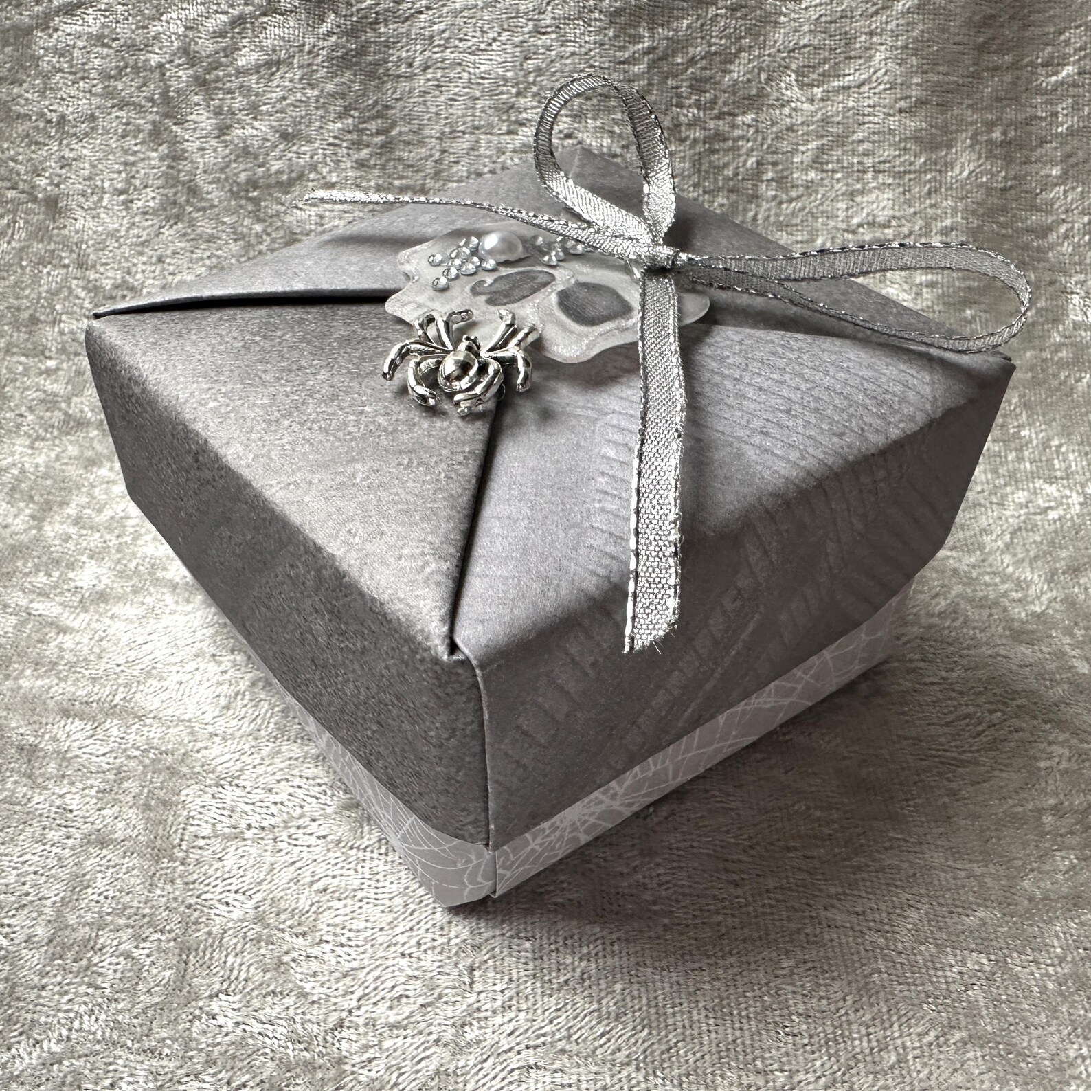 Glitter Skull Origami Gift Box: Witchy Paper Gift Wrap - Etsy