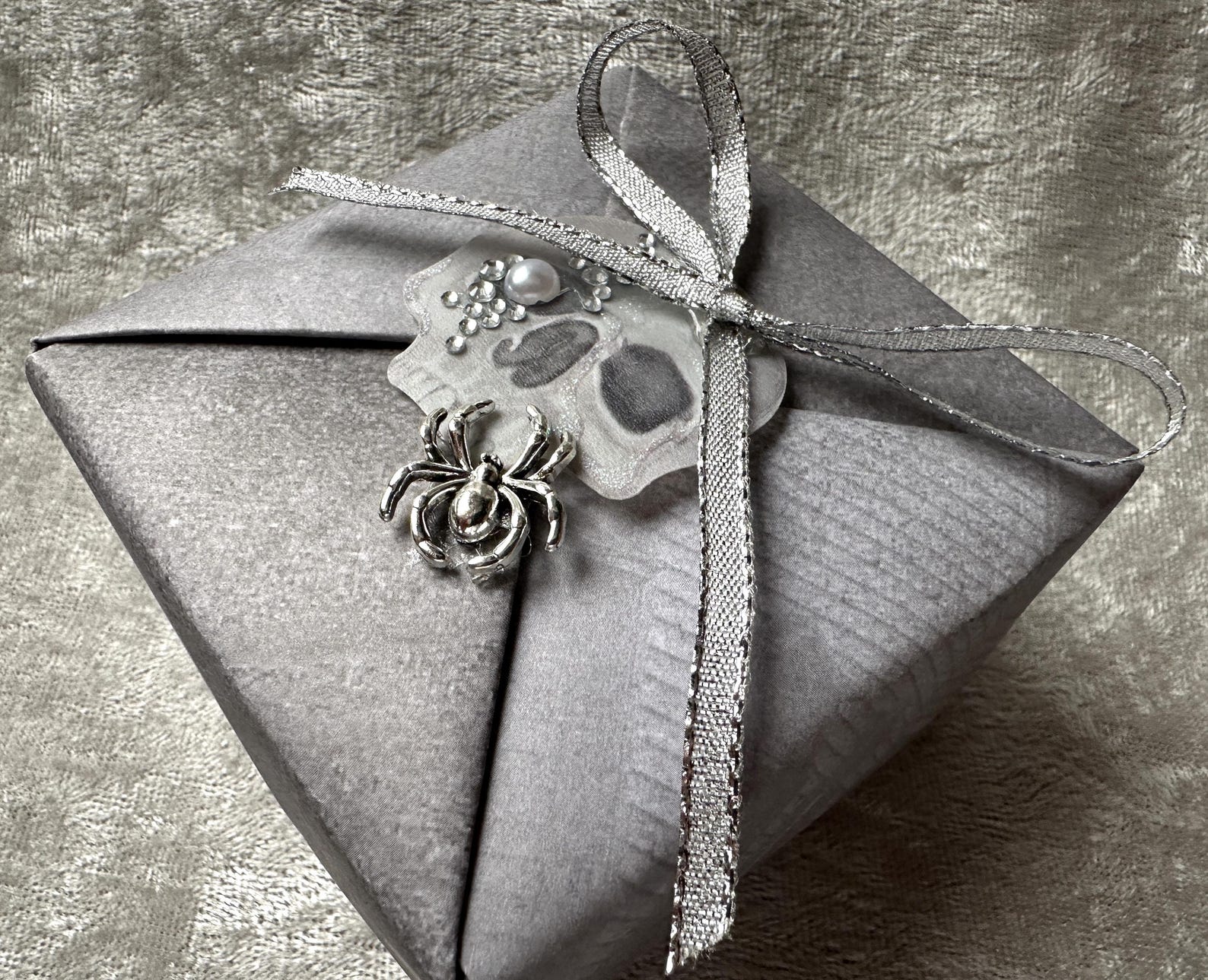 Glitter Skull Origami Gift Box: Witchy Paper Gift Wrap - Etsy
