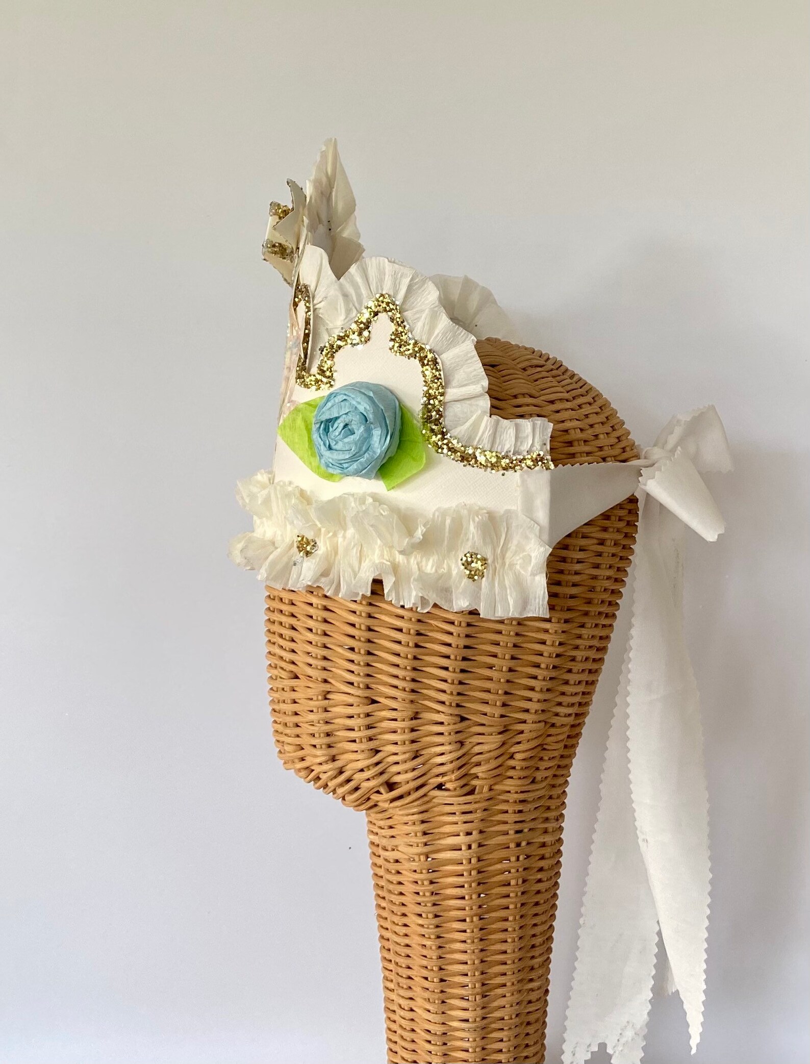 Custom Baby Shower Crown: Vintage Stork, Handmade Crepe Paper - Etsy