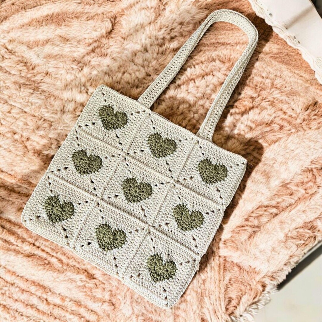 Crochet Heart Tote Bag Pattern | Heart Granny Square Tote | PDF Pattern ...