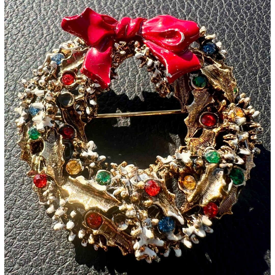 Vintage Christmas Tree Pin - ART Brand Red Bowed Rhinestone Enamel ...