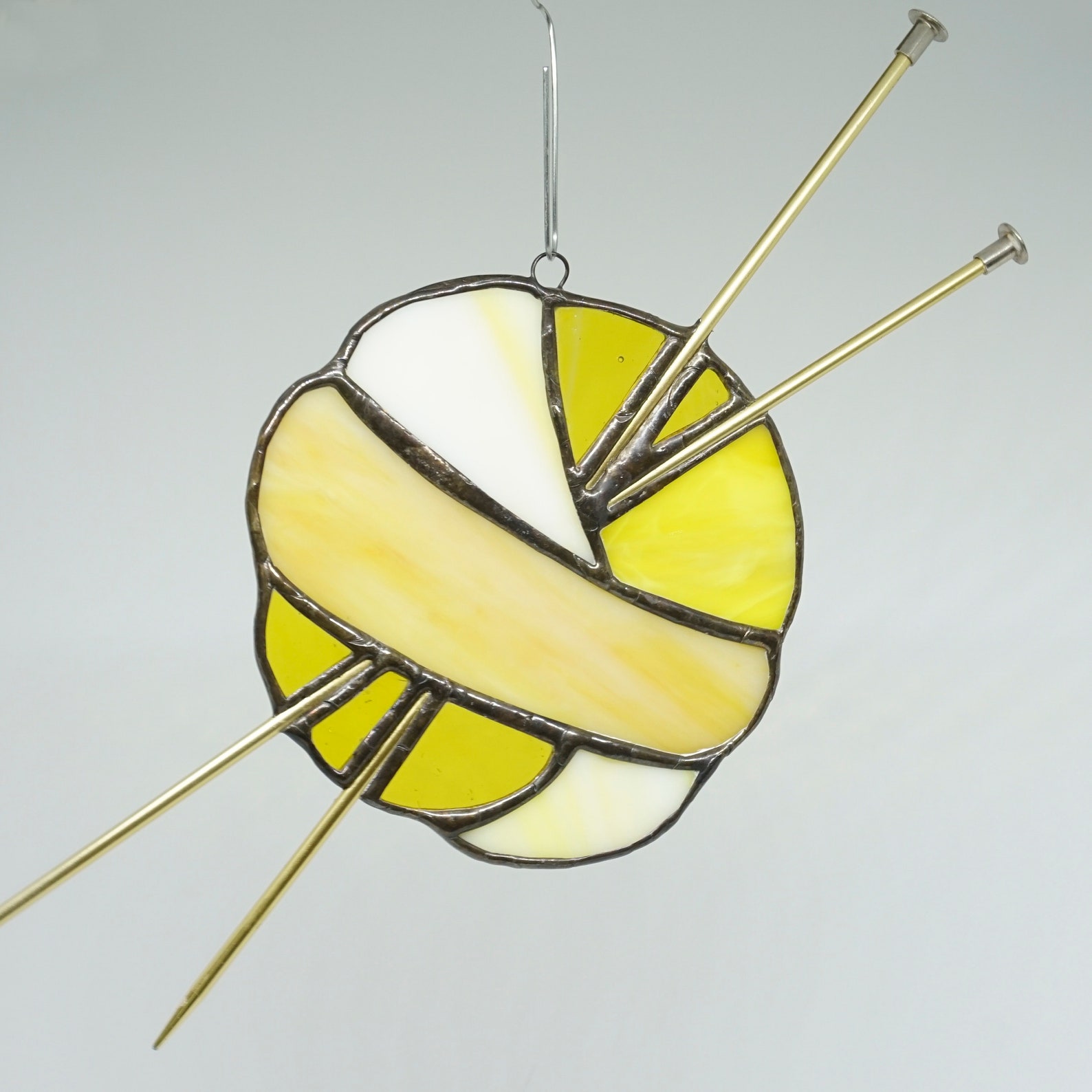 Stained Glass Ball of Yarn, Yarn Balls, Stained Glass Sun Catcher ...