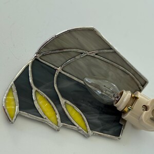 Yellow and Gray Stained Glass Electric Night Light, Flower Nightlight ...