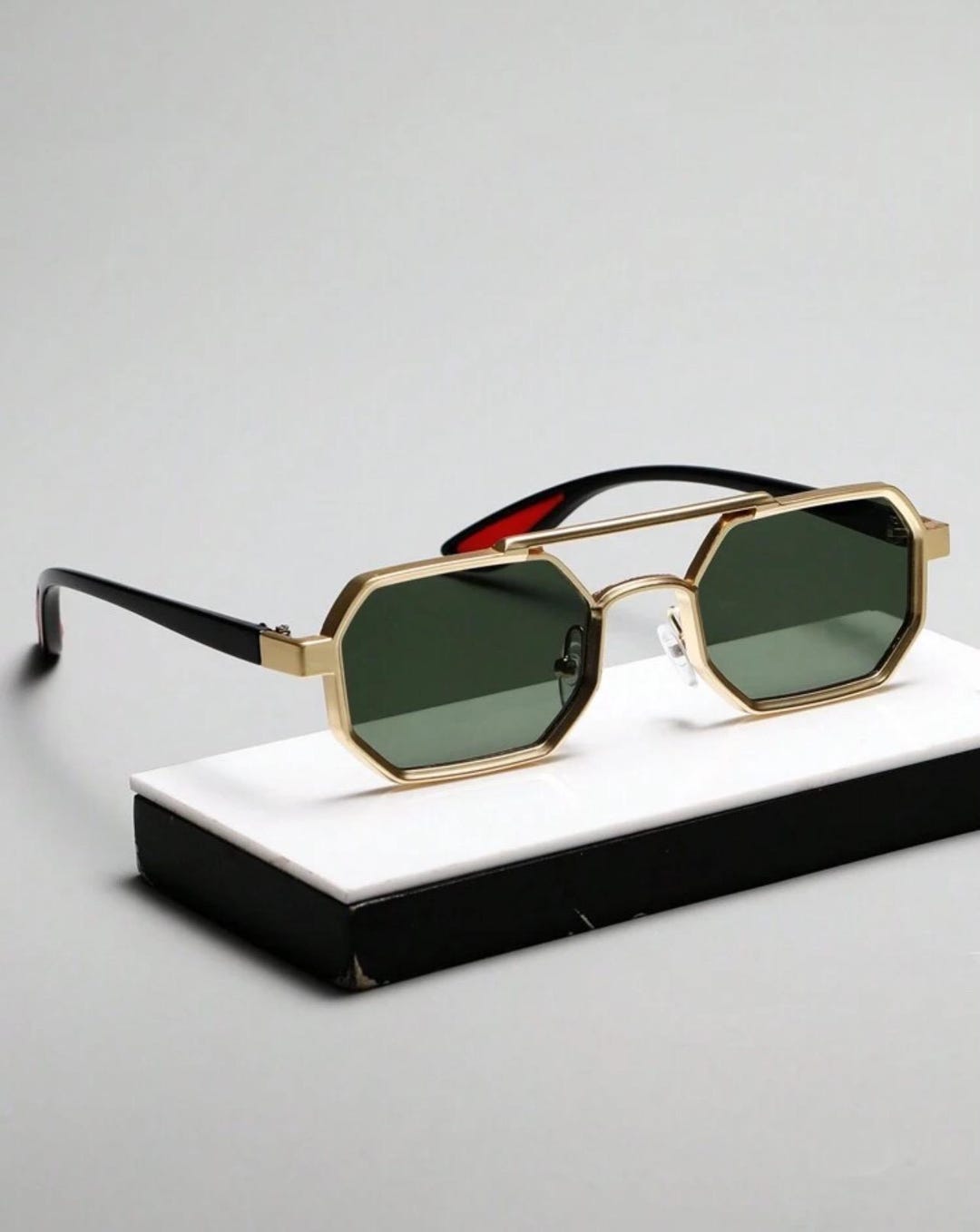 Retro Octagonal Sunglasses - Luxury Gold Frame, Green Lens - Unisex ...