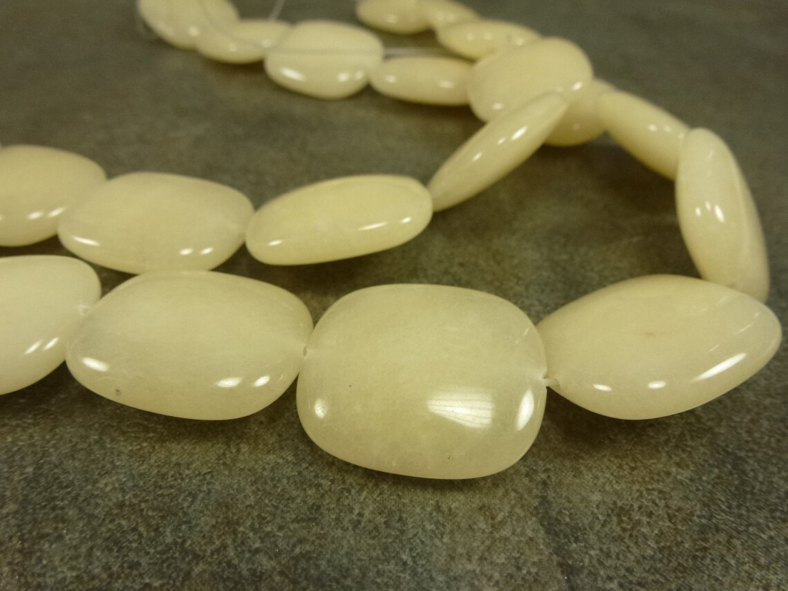 5pc Cream Quartz Gemstone Beads 27x24mm Cushion Puffed - Etsy UK