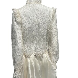 Vintage 70-80er ganz weiße Spitze kurze bauchfreie Jacke Bluse Größe M ...