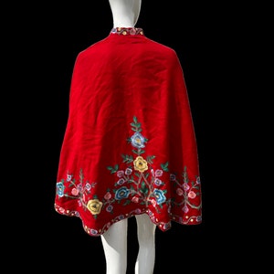 Vintage Hand Embroidered Floral Red Cape Size M Chic Cape Color ...