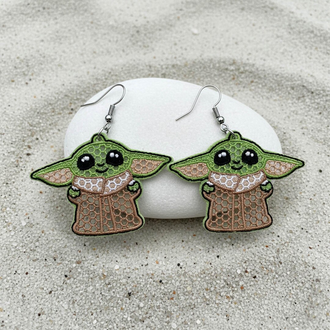 FSL Movie Characters Ornament: Cartoon Freestanding Lace Earring ...