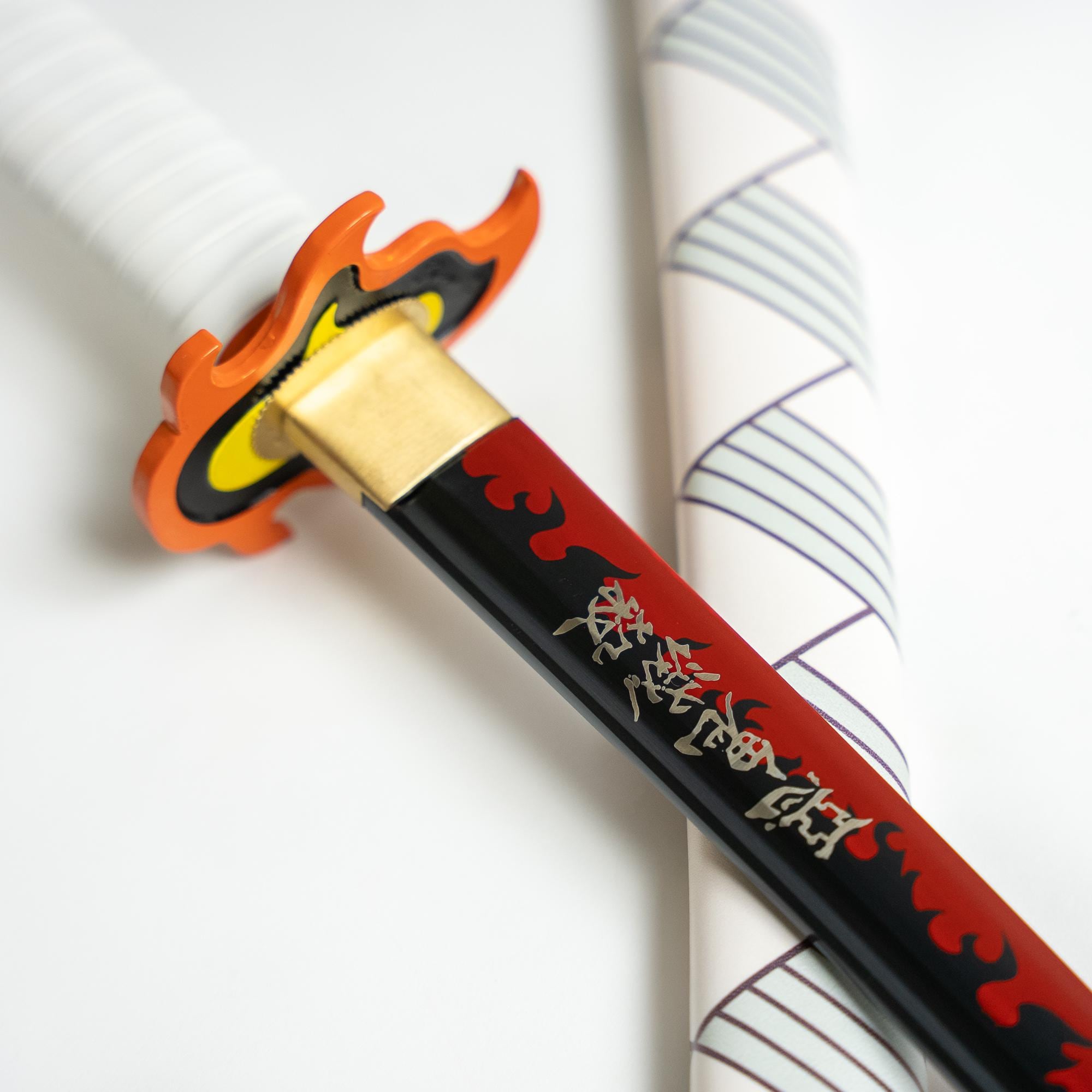 Demon Slayer Kyojuro Rengoku Red Nichirin Katana (handforged, Sharp ...