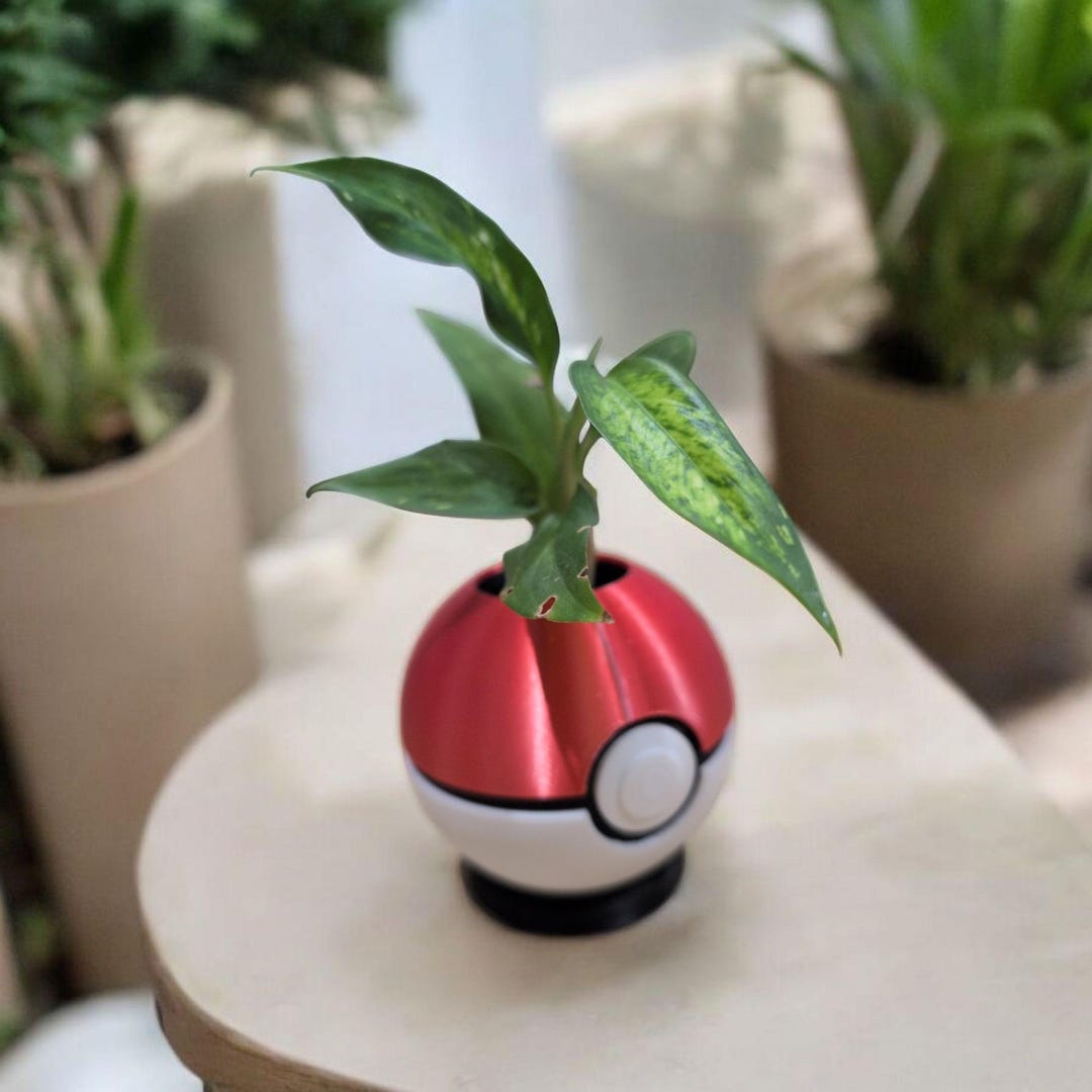 Pokémon Pokeball Planter – Unique Handmade Plant Pot for Pokémon Fans ...