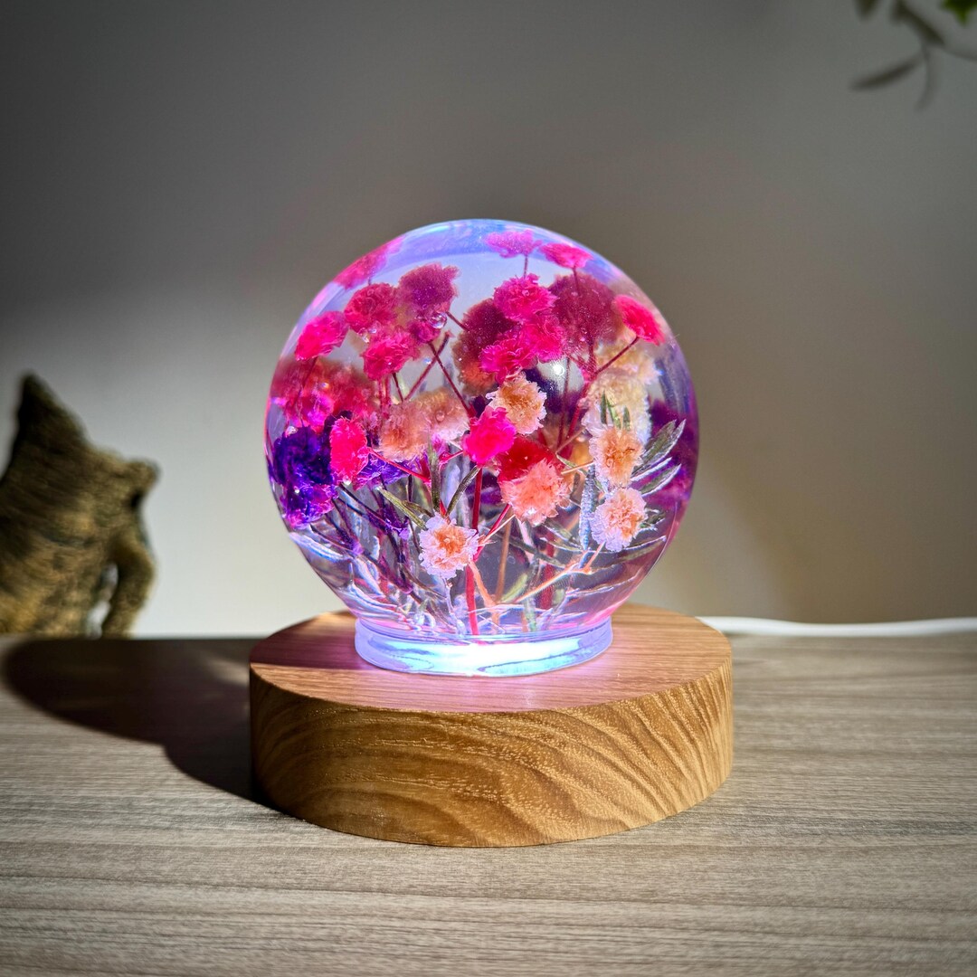 Flower Resin Globe Lamp – LED Night Light With Real Dried Flowers on ...