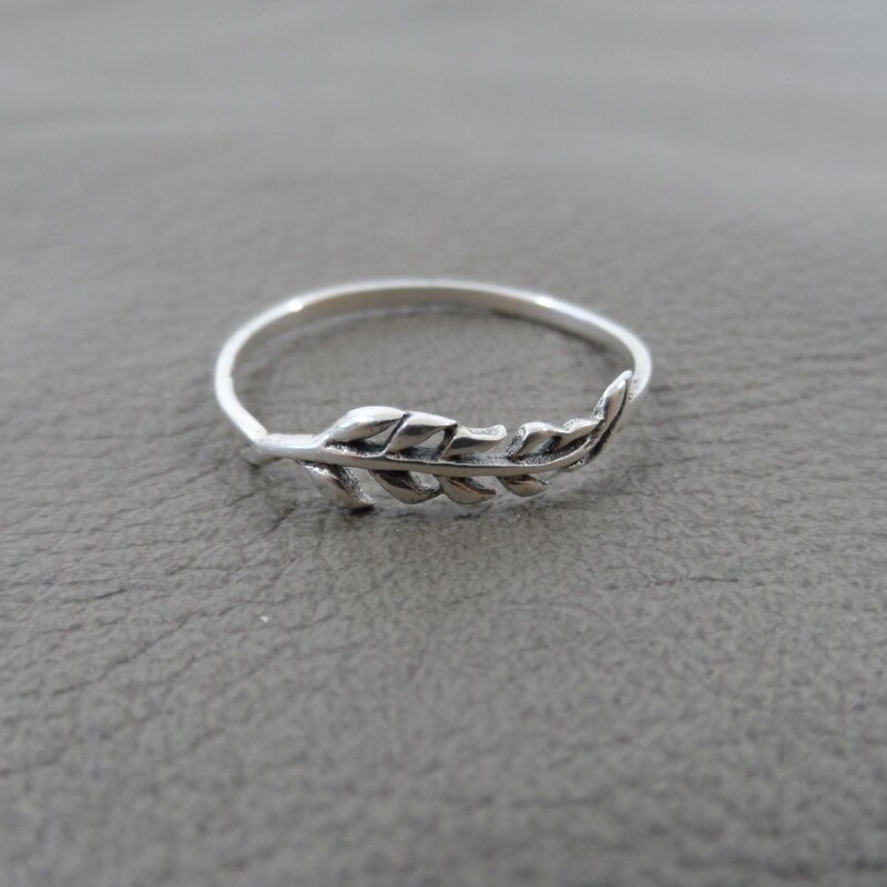 Sterling Silver Leaf Ring - Etsy