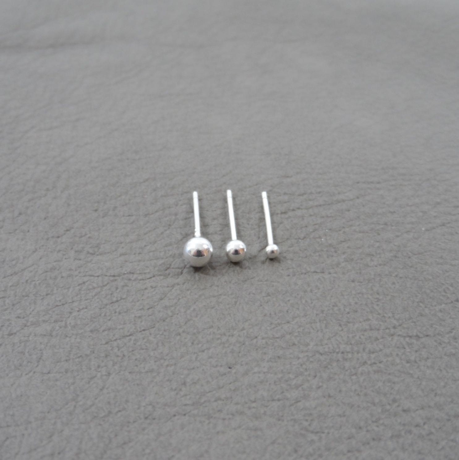 Set of 3 SINGLE Tiny Ball Studs, 2mm, 3mm, 4mm Studs, Tiny Earrings ...