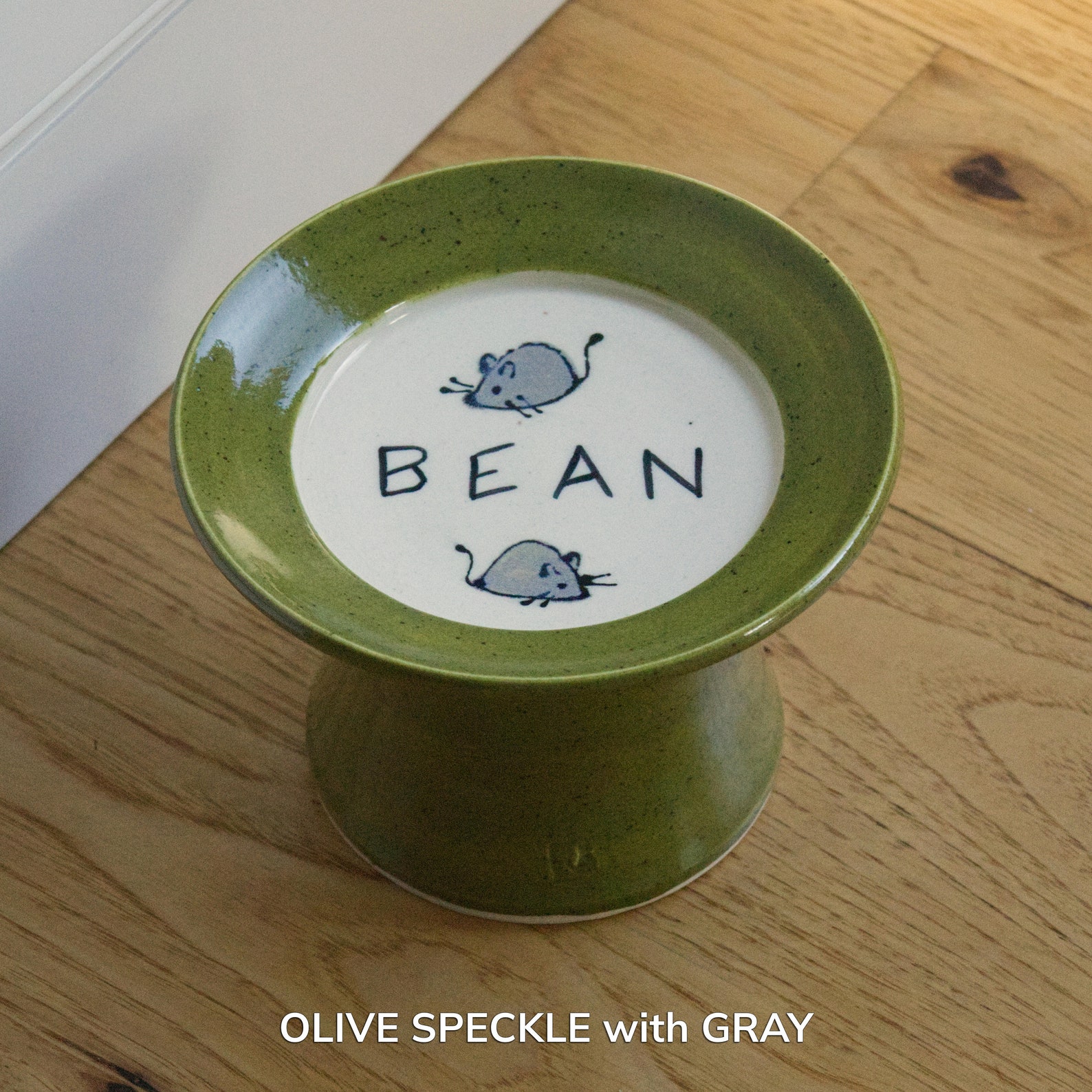 Cat Food Saucer on Pedestal / Ergonomic Food Dish / Elevated Cat Bowl ...