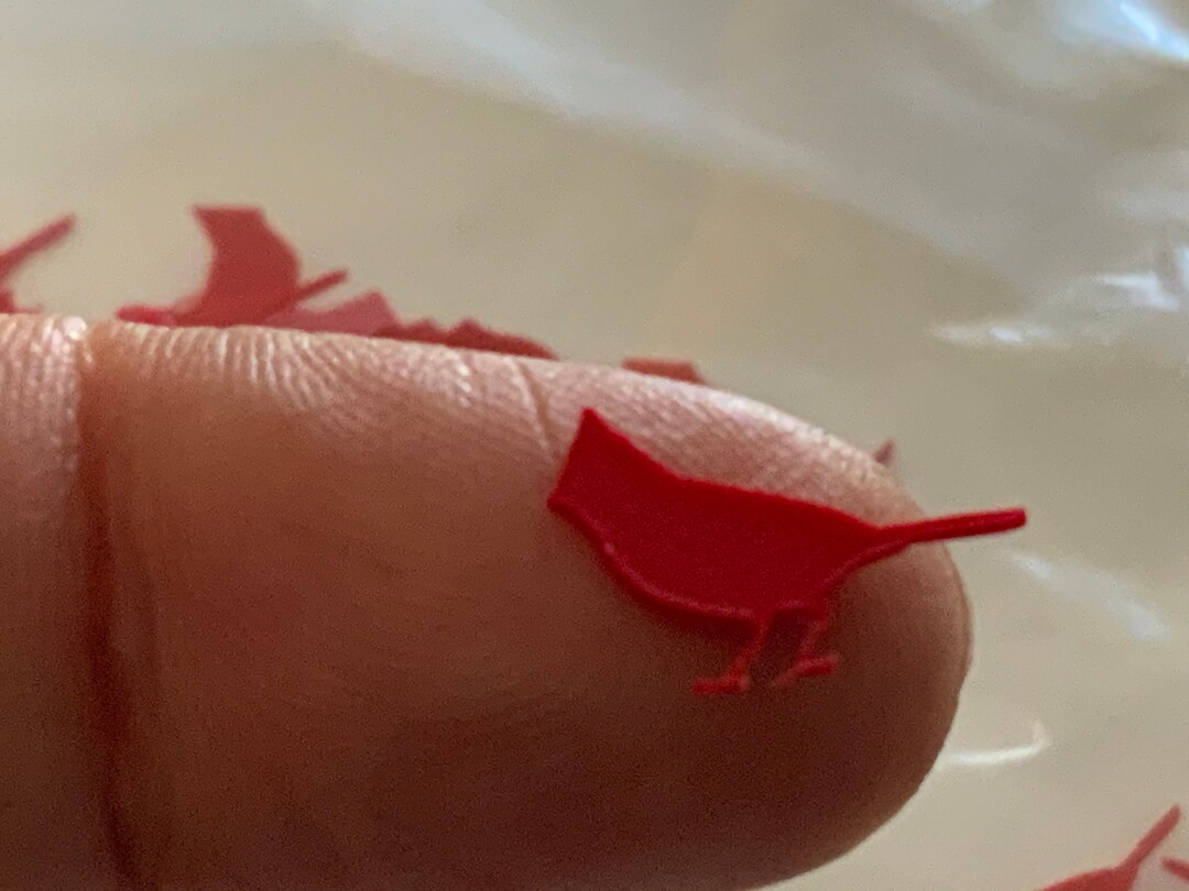 Red Cardinal Plastic Confetti / Glitter Confetti 50 Pieces - Etsy