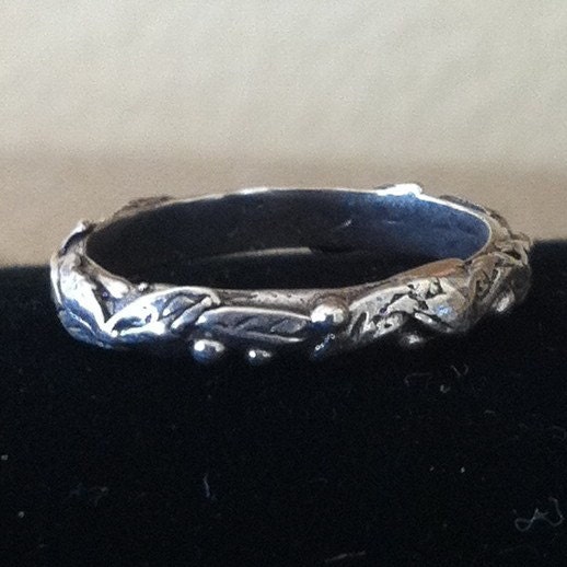 Sterling Silver Olive Branch Ring - Etsy