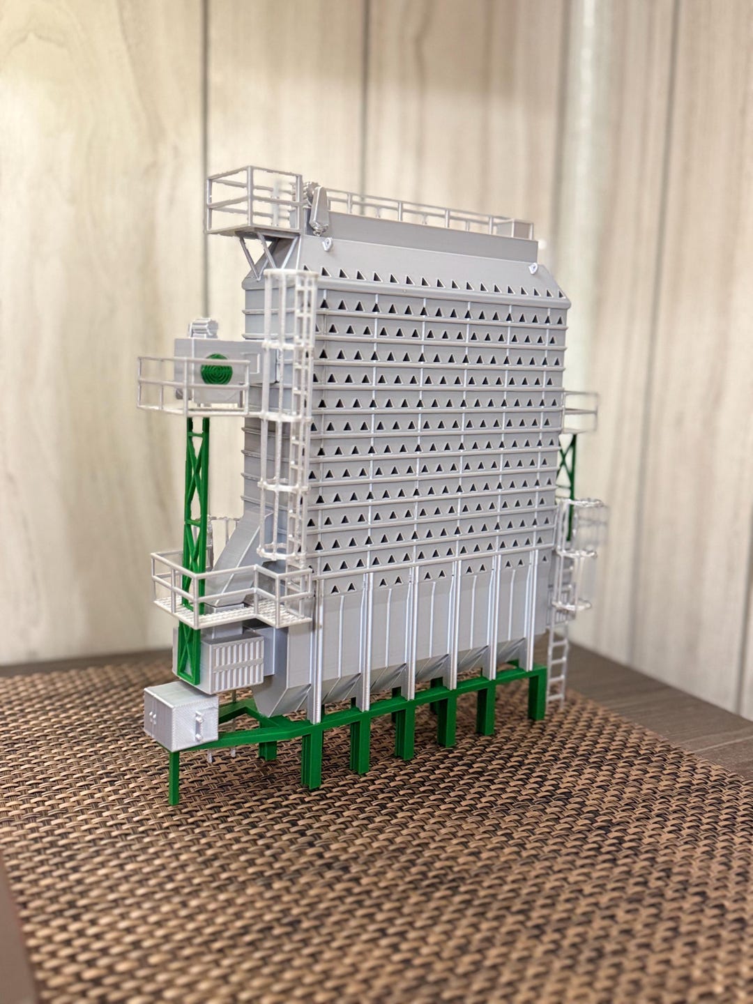1/64 or 1/87 Scale Mixed Flow Grain Dryer. 3d Printed - Etsy
