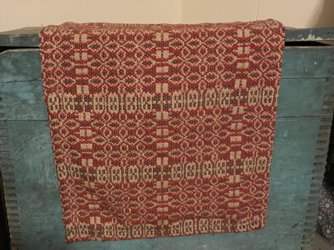 Primitive Christmas Coverlet 52 Inch Table Square Red/green/tan - Etsy