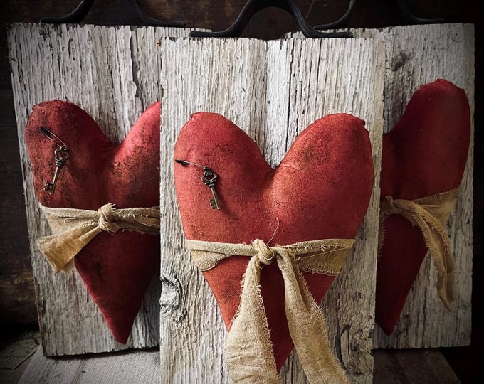 Primitive Farmhouse Valentines Heart on Old Chippy White Wood Hanger - Etsy