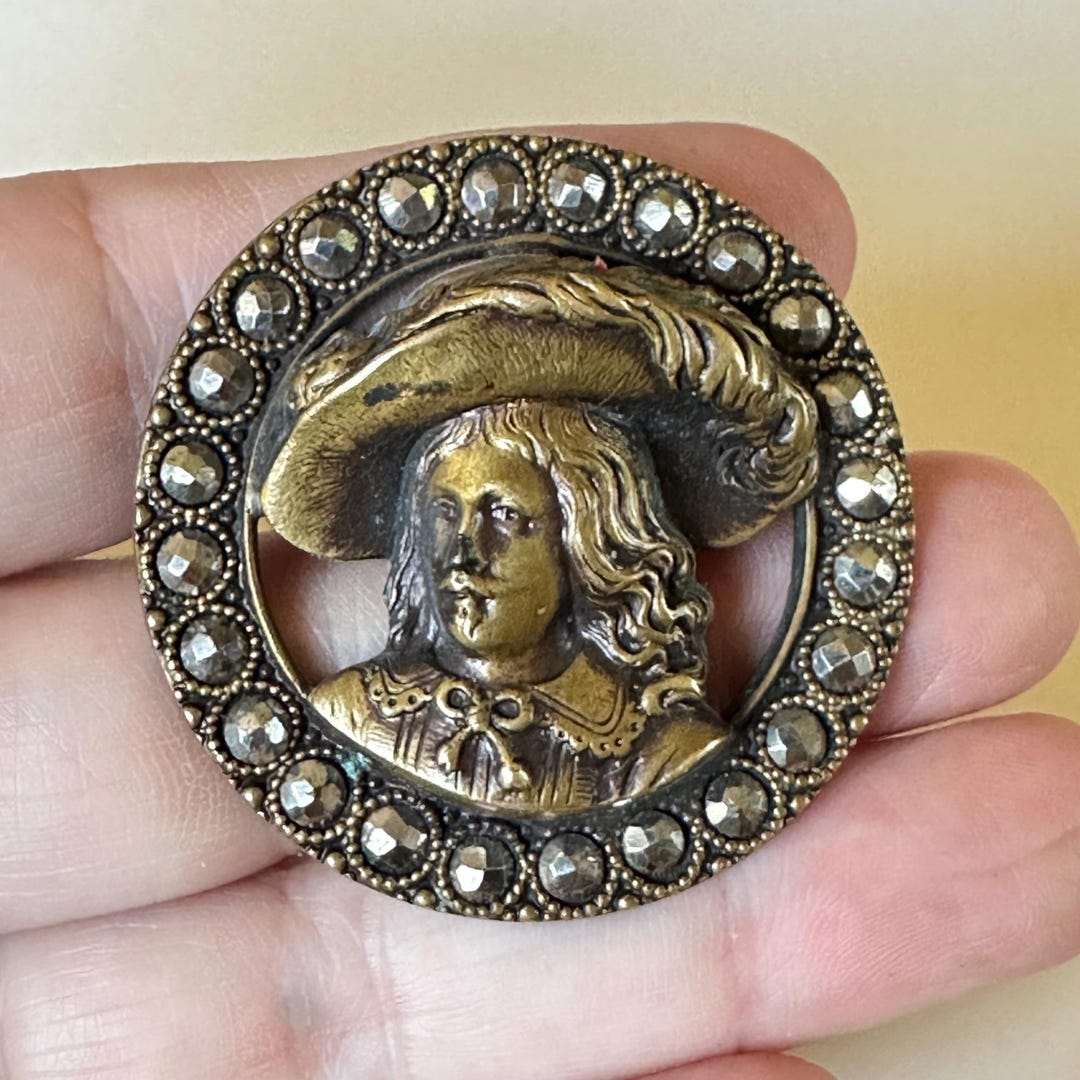 Antique Victorian Button Circa 1880s. Raised Image of Charles I in ...