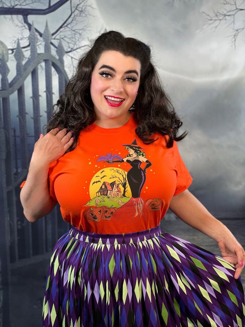 Vintage Pinup HalloweenStyle Rockabilly Pinup Girl Hexe Orange T-Shirt ...