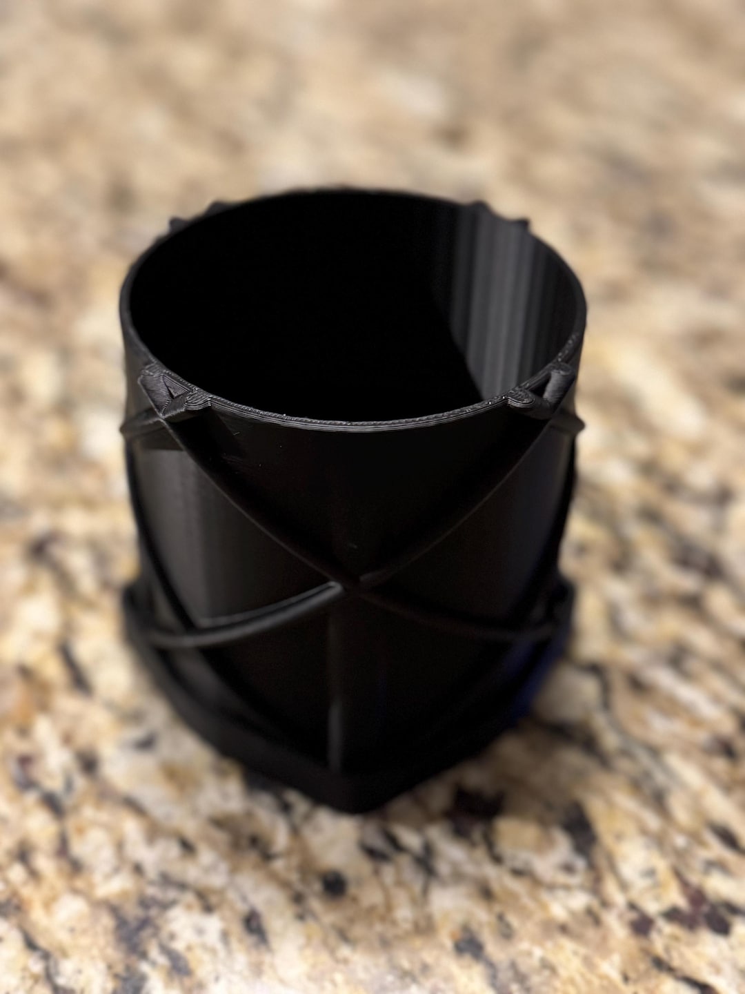 3D Printed Helix Plant Pot: Modern Planter With Water-catching Base - Etsy