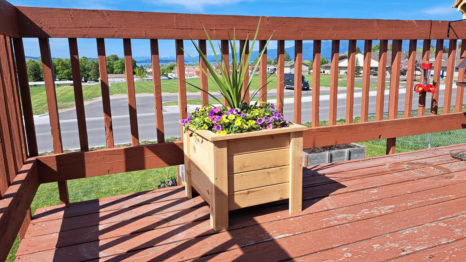 Cedar Flower Planter, Mid-century Modern Wood Garden Box, Natural Cedar ...