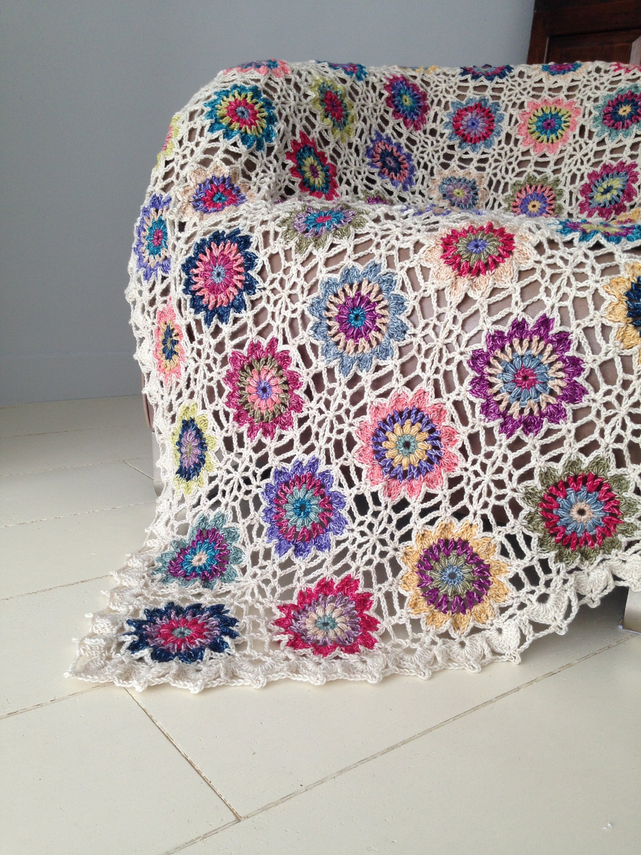 Crochet Pattern : Batik Flower Blanket - Etsy