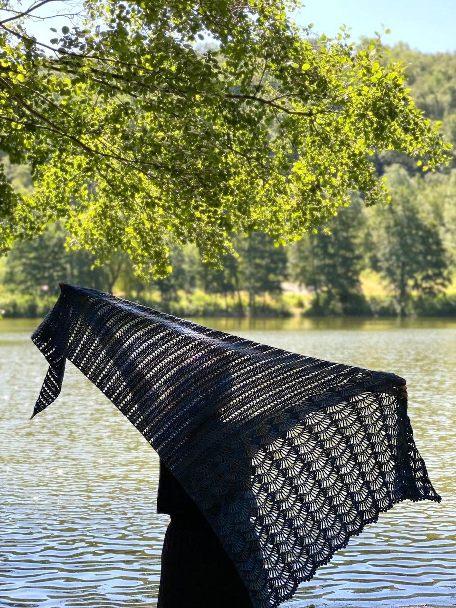 Crochet Pattern : Water Waves Shawl - Etsy