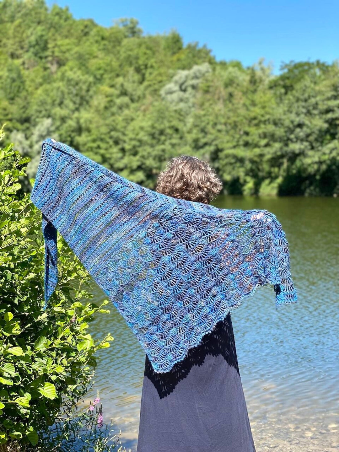 Crochet Pattern : Water Waves Shawl - Etsy